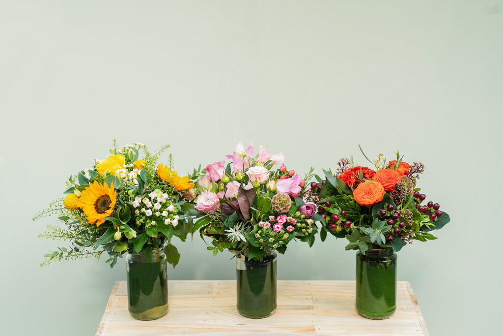 Modern Jar Arrangements – Amandas Flowers